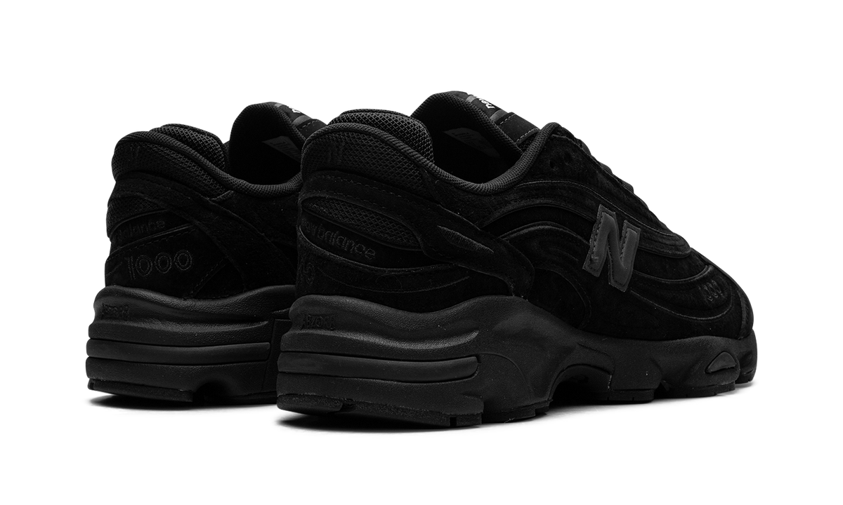 1000 "Black Cat" M1000LA Sneakers – Unify Original